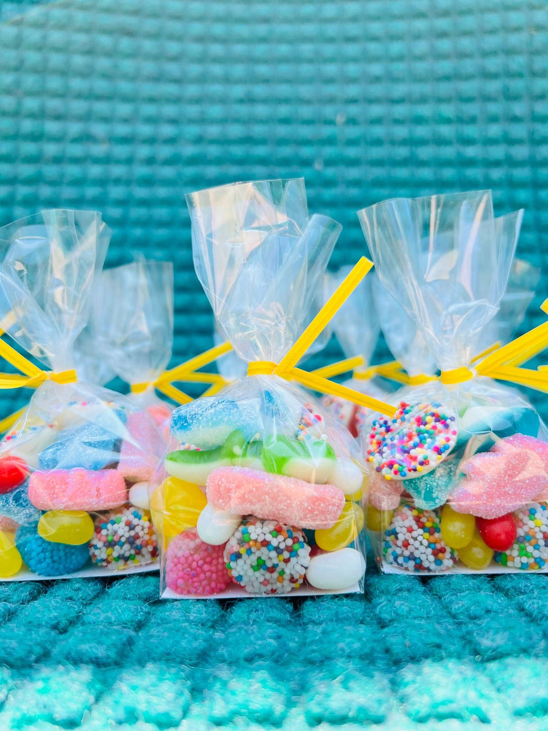 Essential Guide to Bulk Gummy Candy for Weddings in 2025 – Royal Wholesale