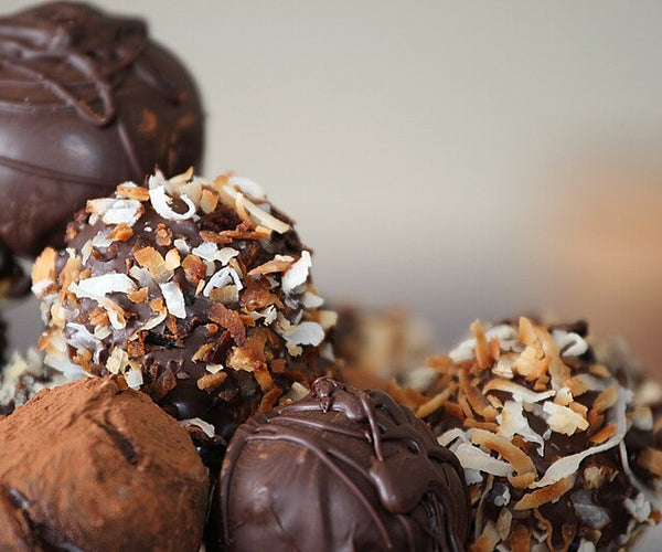 The Irresistible World of Chocolate Truffles: Craft Your Own Gourmet D ...